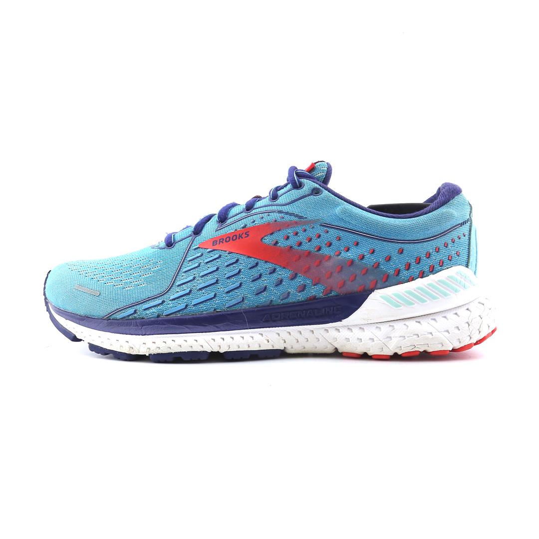 Buy Brooks Shoes Online In Pakistan | Khazanay.Pk