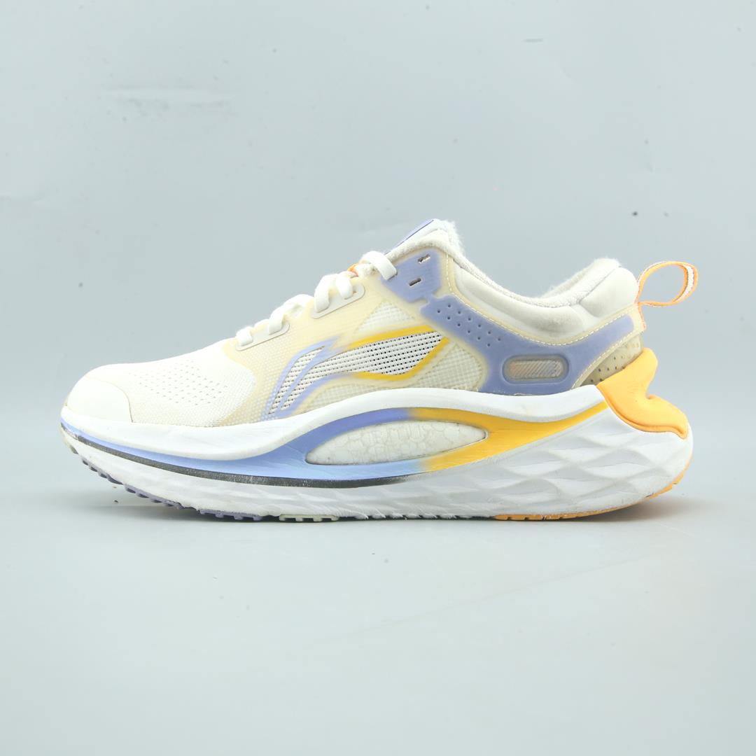 Buy Li-ning Shoes Online In Pakistan | Khazanay.Pk
