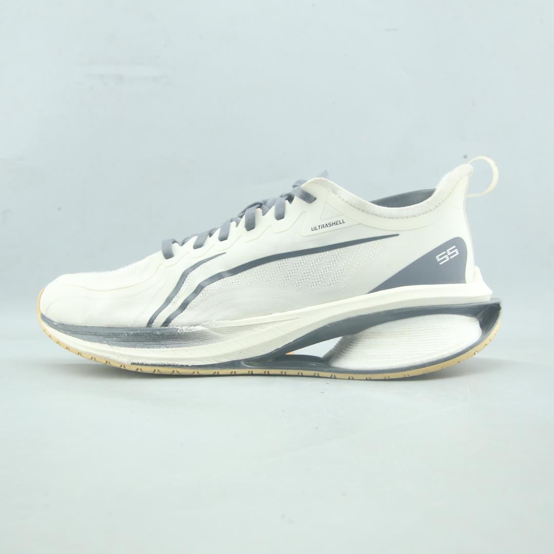 Buy Li-ning Shoes Online In Pakistan | Khazanay.Pk