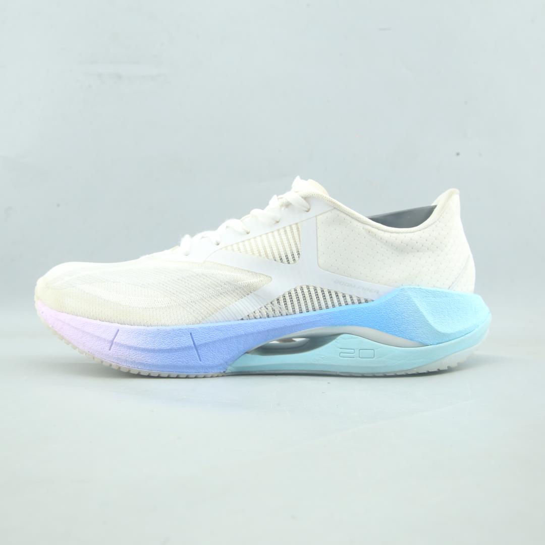 Buy Li-ning Shoes Online In Pakistan | Khazanay.Pk