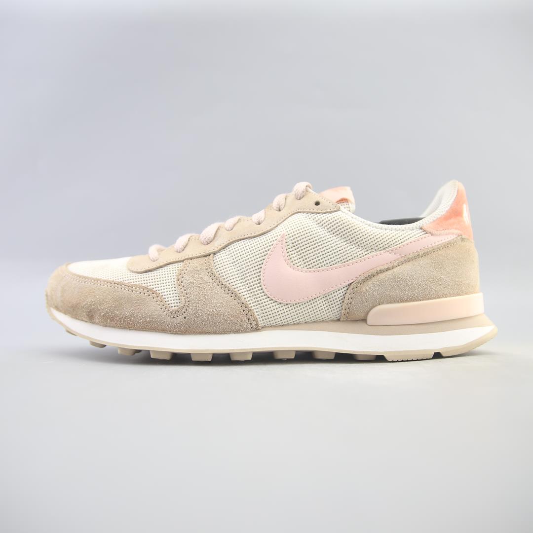Buy NIKE Shoes Online In Pakistan | Khazanay.Pk