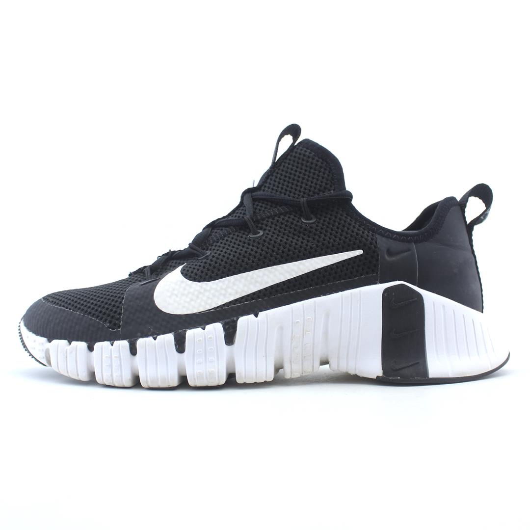Buy NIKE Shoes Online In Pakistan | Khazanay.Pk