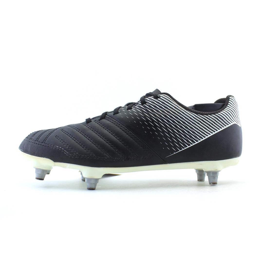 Buy Kipsta Shoes Online In Pakistan | Khazanay.Pk