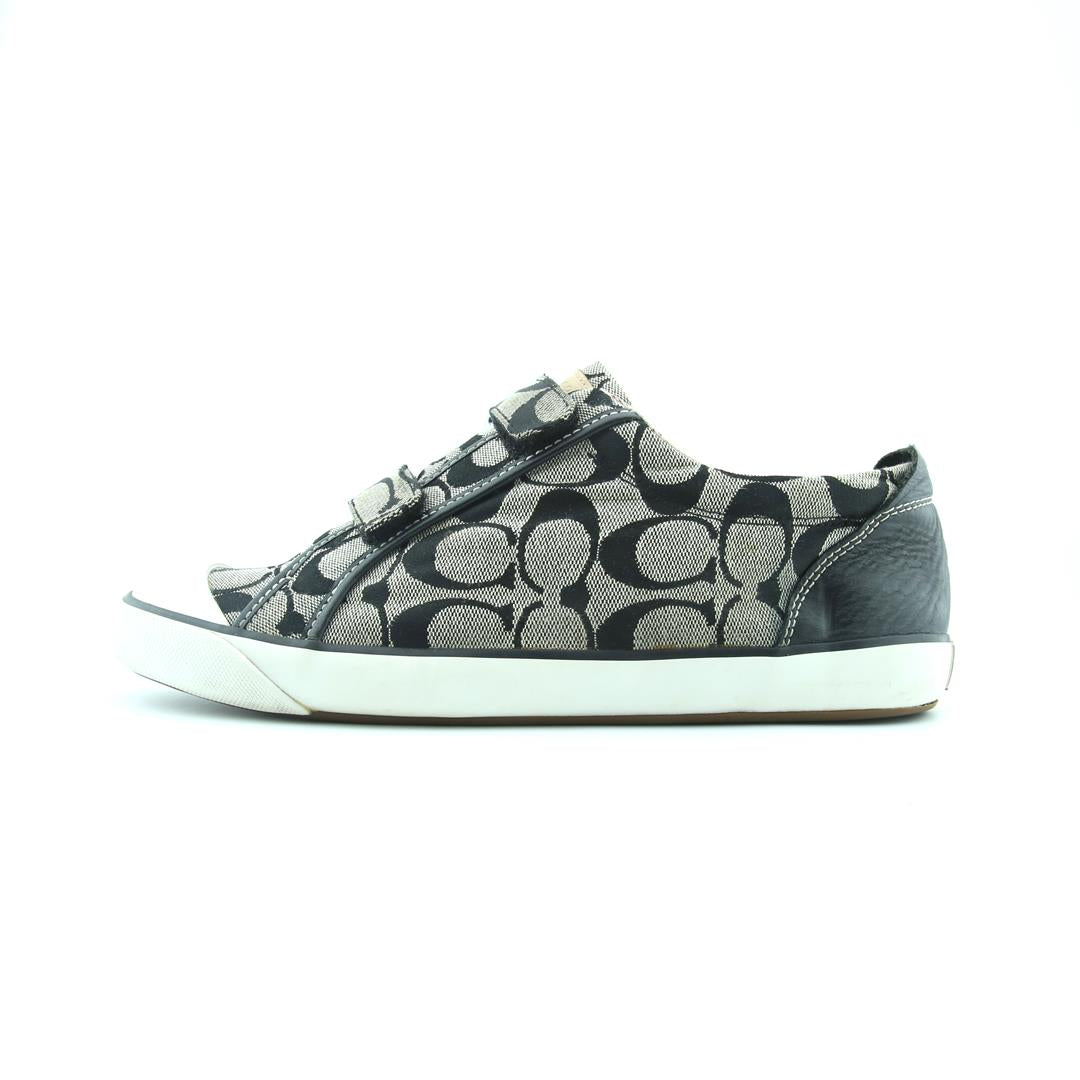 Buy Coach Shoes Online In Pakistan | Khazanay.Pk