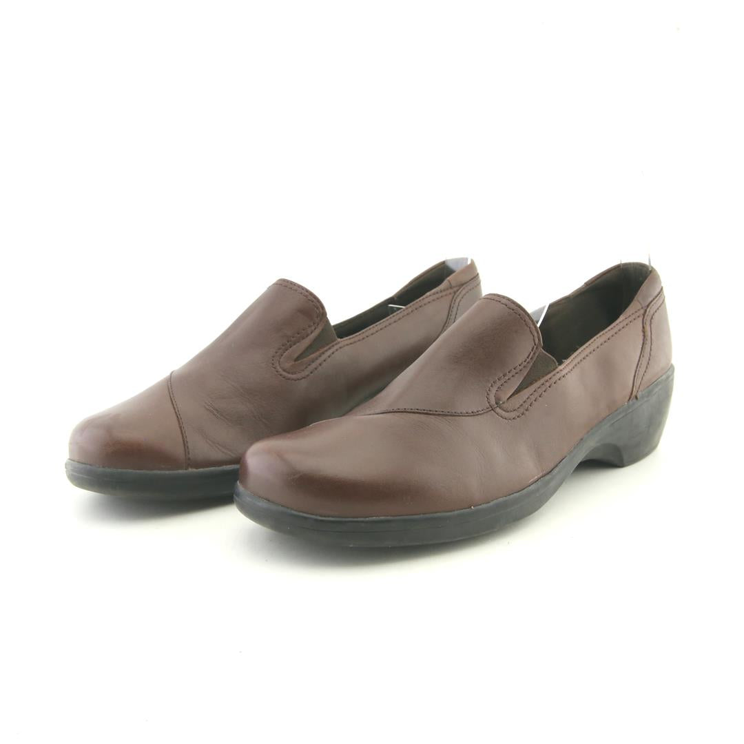 Buy Clarks Shoes Online In Pakistan | Khazanay.Pk