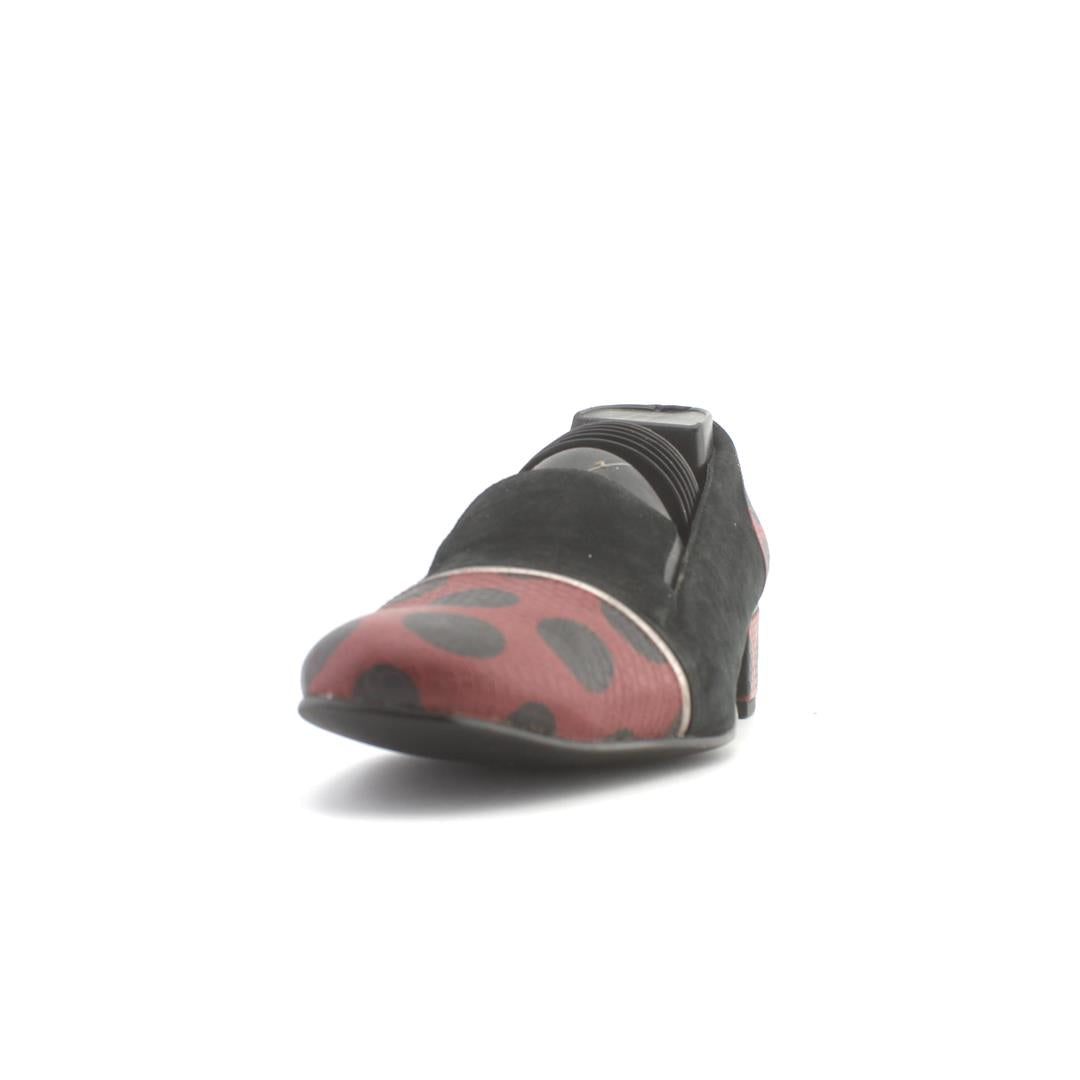 Buy Logo Shoes Online In Pakistan | Khazanay.Pk