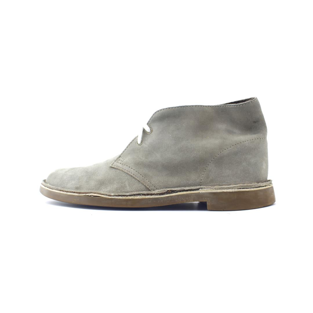 Buy Clarks Shoes Online In Pakistan | Khazanay.Pk