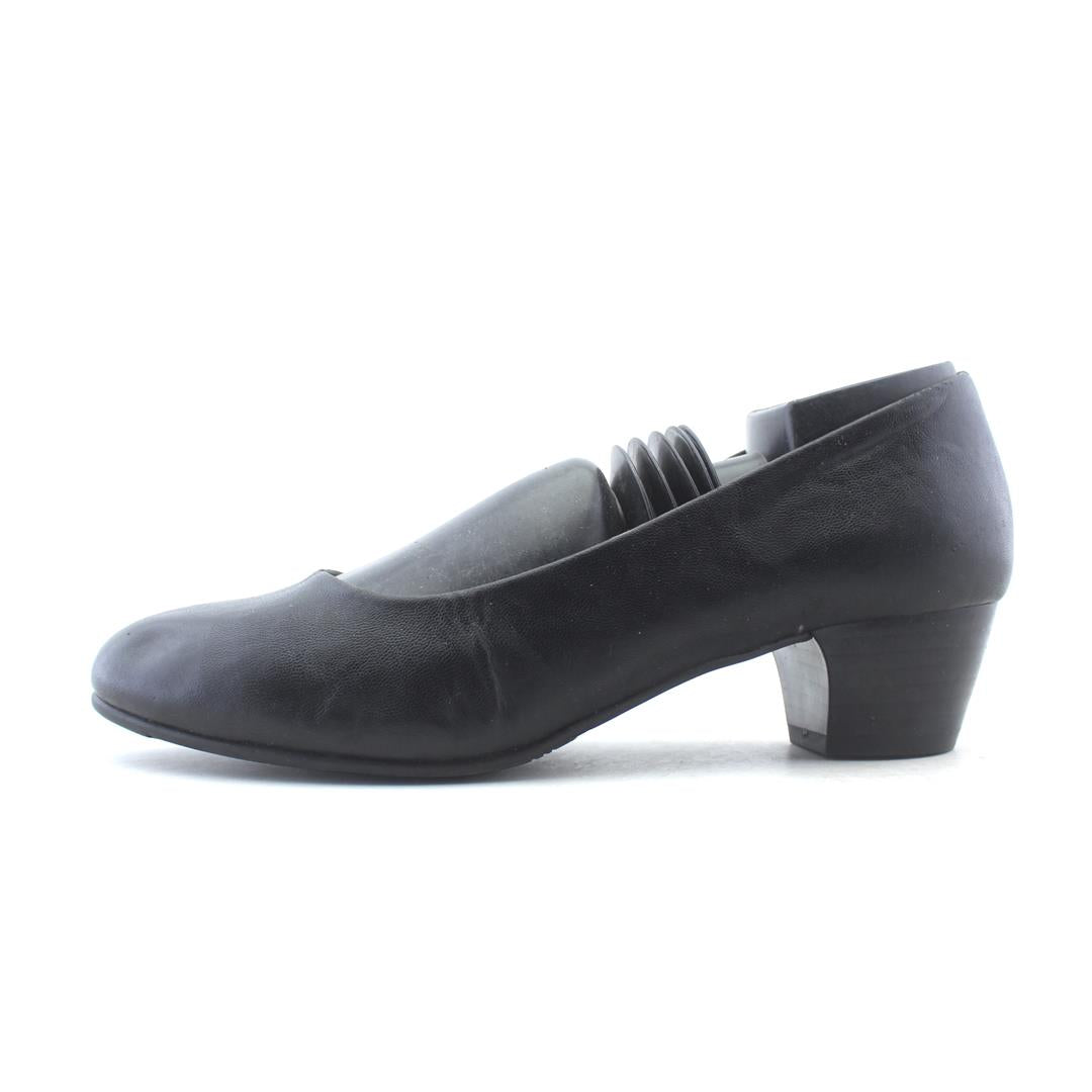 Buy Soft Line Shoes Online In Pakistan | Khazanay.Pk