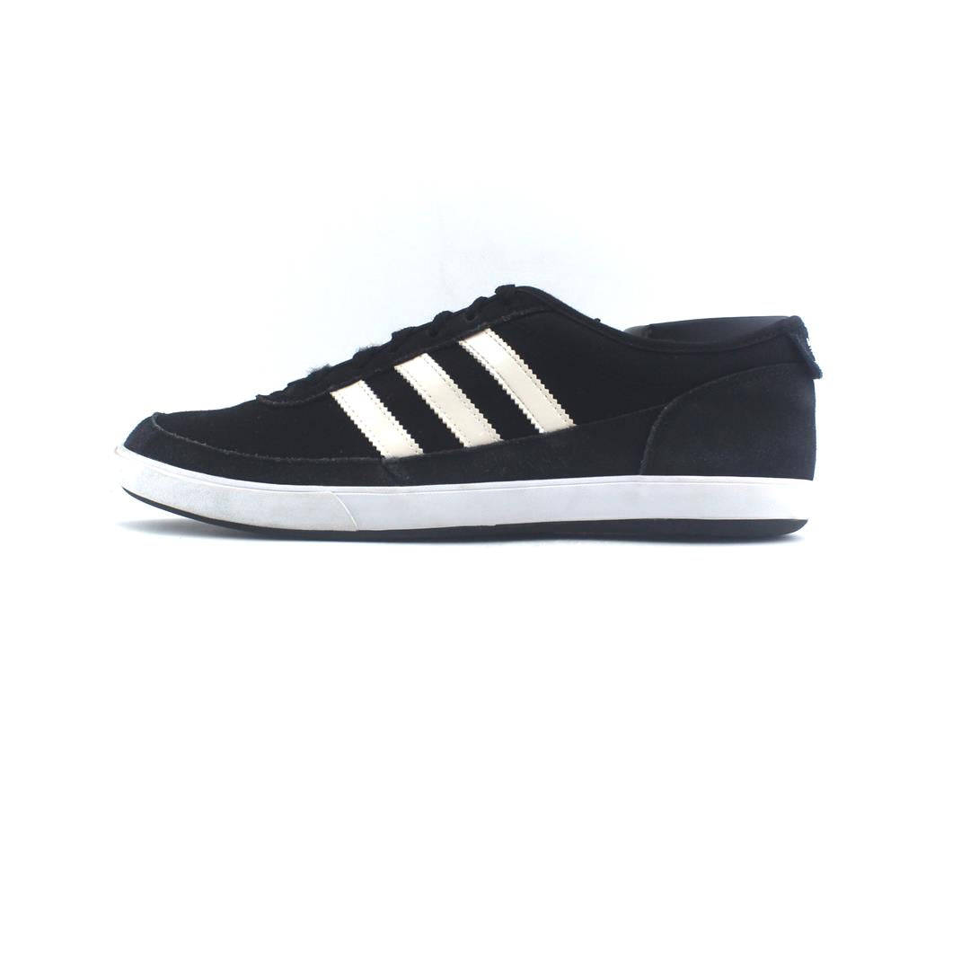 Buy Adidas Shoes Online In Pakistan | Khazanay.Pk