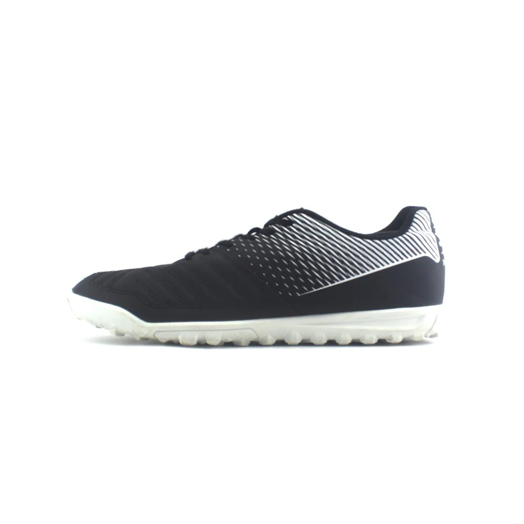 Buy Kipsta Shoes Online In Pakistan | Khazanay.Pk